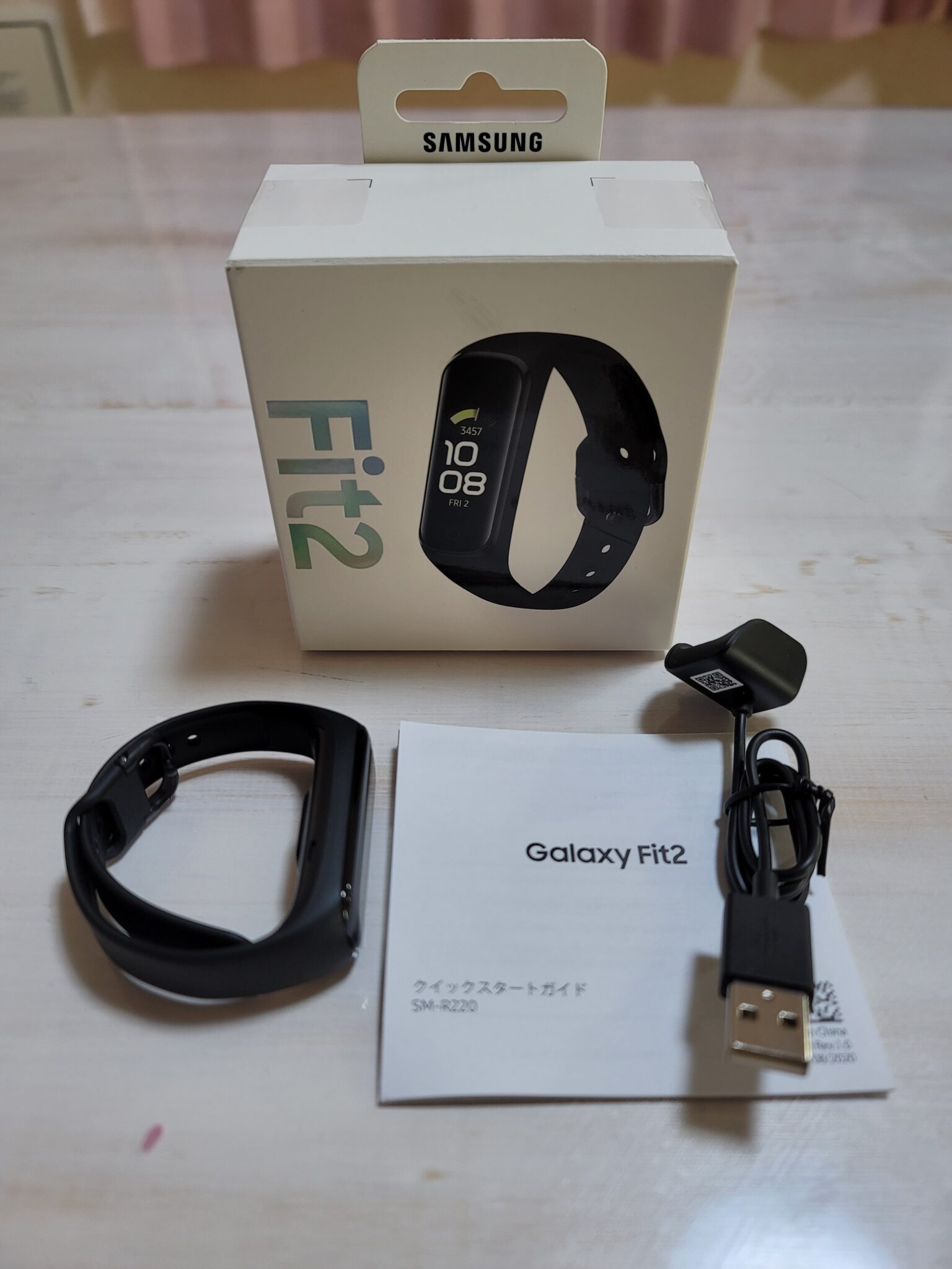 【Galaxy Fit2】Galaxy純正のスマートバンドがコスパ最強｜iPhoneとも接続できる | ギャらぼ！